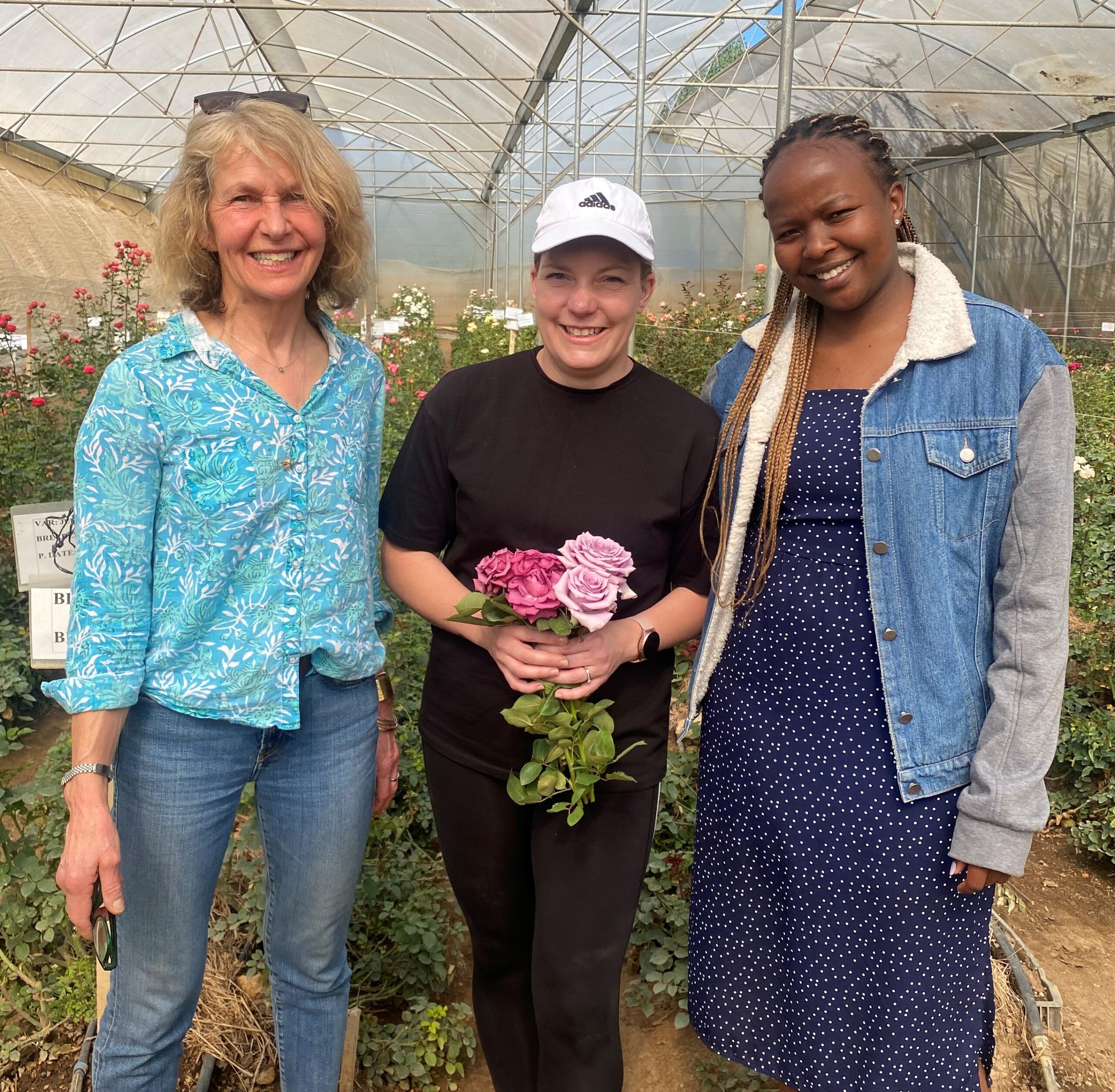 Rosebie and Amanda visit Tambuzi – Tambuzi Roses